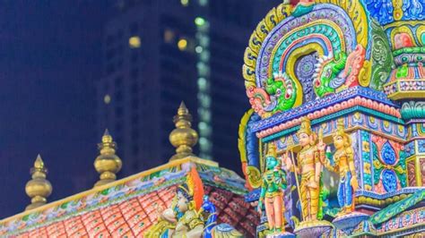 ขั้นตอนการเข้าสักการะภายในวัดแขก สีลม วัดพระศรีมหาอุมาเทวี The 1