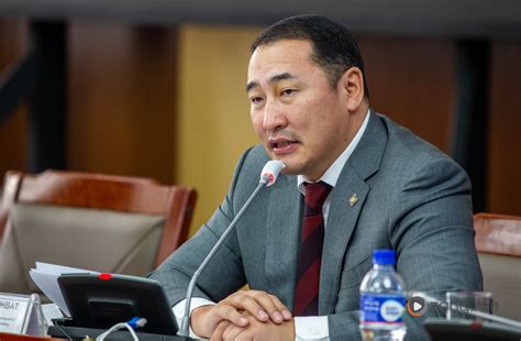 ТББХ УИХ ын гишүүн Ж Мөнхбатын чөлөөлөгдөх хүсэлтийг 75 хувийн саналаар хүлээн зөвшөөрлөө