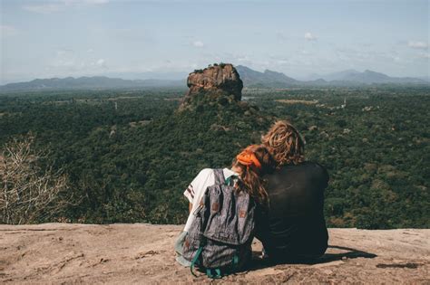 付き合ってないのに旅行に誘う女性の心理は？同じ部屋に泊まるのはアリ？ エンタメlab
