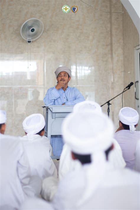 สถาบันกีฬาโรงเรียนคัมภีร์วิทยา Khamphee Academy Amphoe Bannang Sata