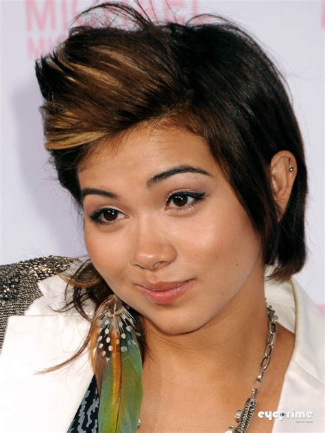 Hayley Kiyoko Hair Tutorial