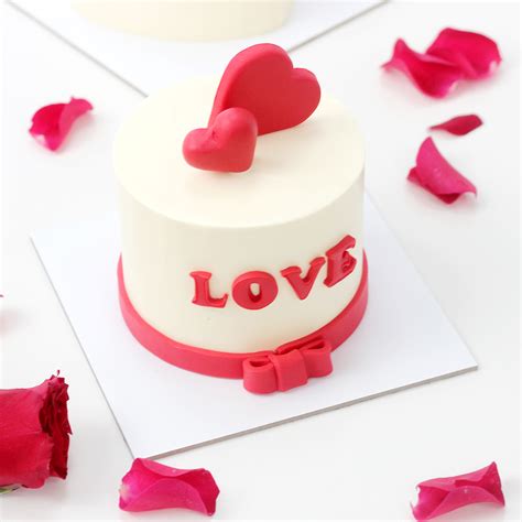 Love Cake Eastern Bakery Shop