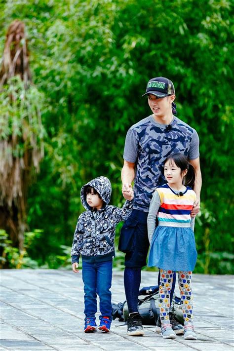 吳尊帶妻女出國 獨留兒子一人在家 華人星光 中時