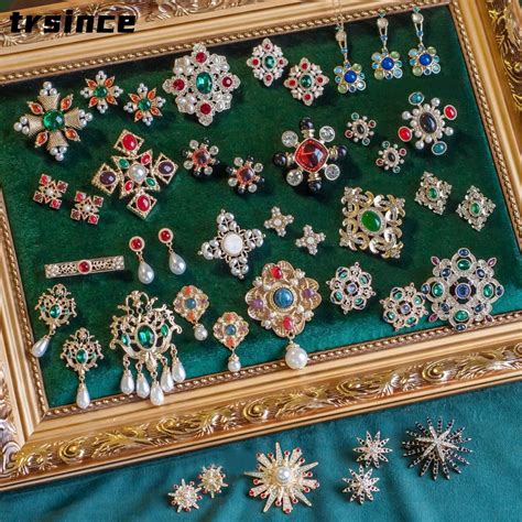 절묘한 코트 스타일 빈티지 바로크 브로치 럭셔리 라인석 진주 보석 브로치 핀 유럽 중세 여성 쥬얼리 액세서리 Aliexpress