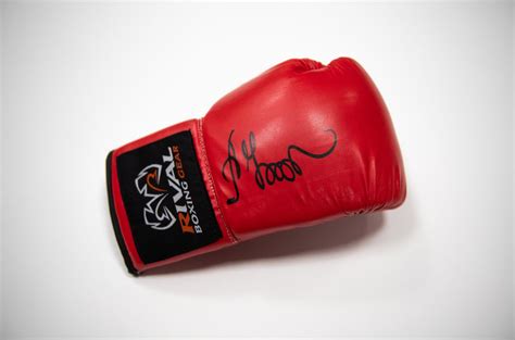 Oleksandr Usyk Signed Boxing Glove Ukraine Genuine Signature Aftal Coa