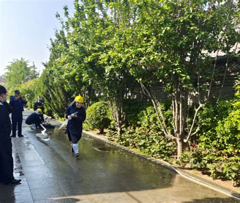 我院开展一警六员消防基本技能实操实训考核 中国道教学院