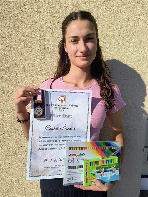 Eliza Сребърен медал за Габриела Кирева от школа Елиза Арт в