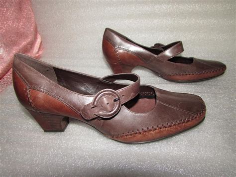 Туфлі 100 натуральна шкіра~до Shoes By Clarks~р 39 5 40 — ціна 690 грн у каталозі Туфлі