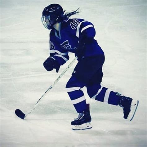 Ambassador Spotlight Mackenzie Elliott Indiana Womens Hockey Life