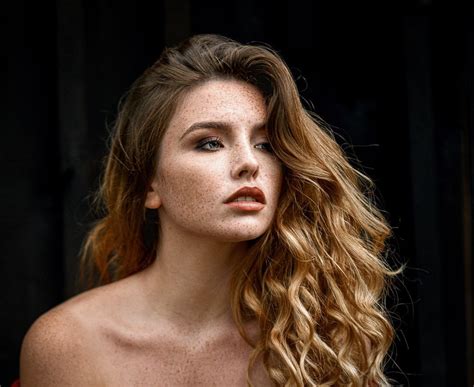 Pretty Kasia R Freckledgirls