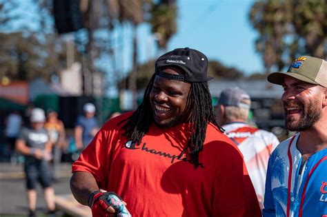 Exclusive Interview With Youtuber And Basketball Sensation Noah Neumann By Versatile G Ent Medium