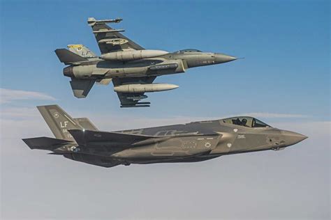 F 35 Vs F 16 New Feature Military Machine