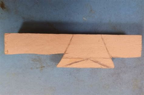 How To Whittle A Fox Step By Step Guide With Pictures Carving Is Fun