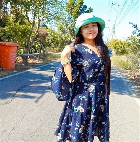 သူများတေ4နှစ်ပြည့်တေဖြစ်ကုန်ပြီ ငါတို့ကဘယ်နှစ်ကောင်းလဲတောင်မသိဘူဖြစ်နေတုန်းပဲ😆 Mai Phyu Pyar Aung