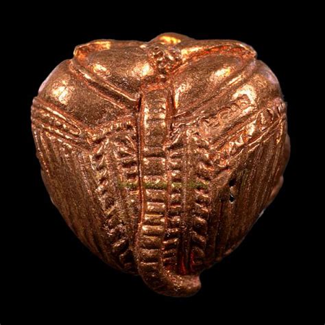 นิตยสารพระท่าพระจันทร์ View Post