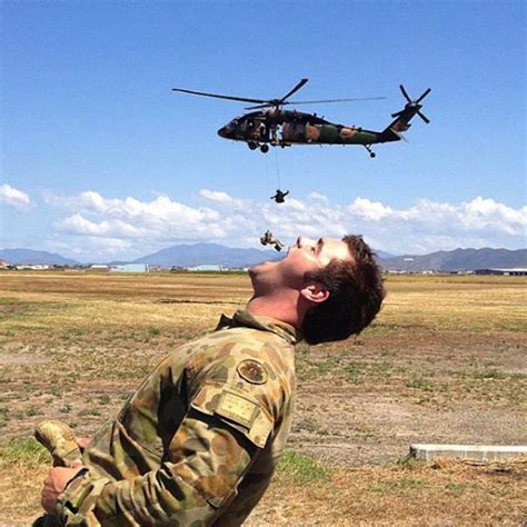 Funny Army Photos 44 Pics