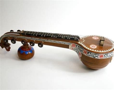 Traditional Bobbili Veena Saraswati Veena 17 Inch Indian Long