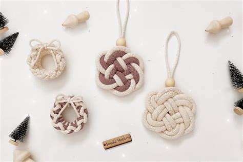 17 Easy DIY Macrame Christmas Tutorials For Beginners Beyond