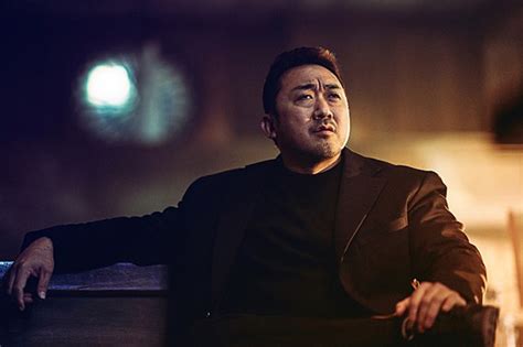 가난한 무명시절 팬심 하나만으로 곁을 지키고 월드스타 배우 아내 된 여신 배우 정체 지식텔러