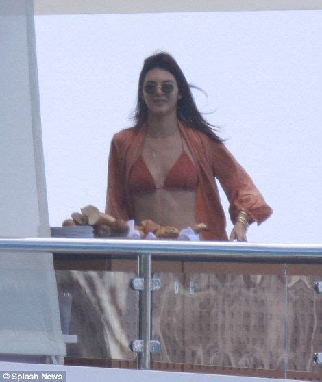Kendall Jenner Lounges Seductively On Former Beau Harry Styles Artofit