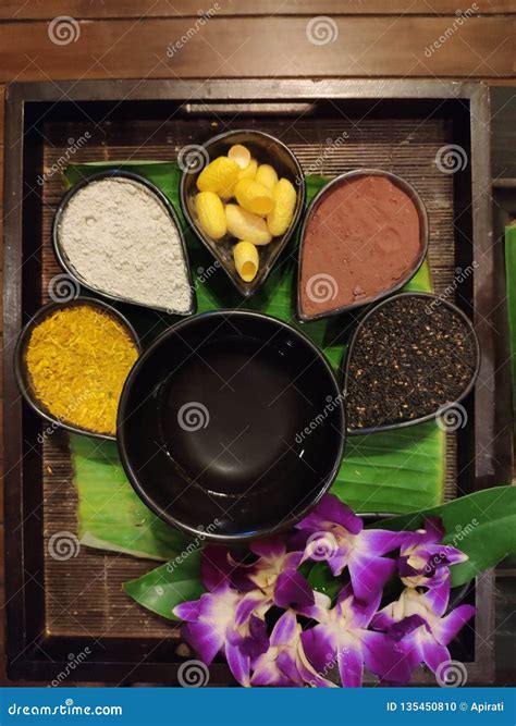 Krydda Arkivfoto Bild Av Relax Fritid Brunnsort Krydda 135450810