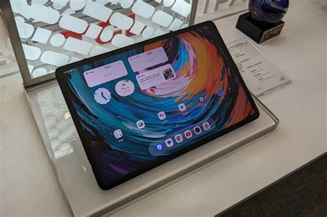 Using The Tcl Nxtpaper 14 Pro Made Me Wish All Devices Had Matte