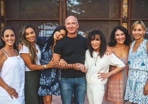 Jeff Bezos Divorce Settlement How Much Did Mackenzie Scott Got As