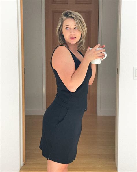 Ayla Kell