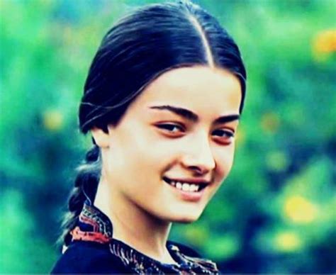 ვინ თქვა საქართველოში ლამაზები არ არიანო