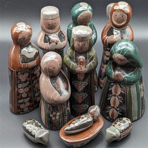 Lot 386 Vintage Folk Art Nativity Set Mexican Tonala Ceramic Mexico