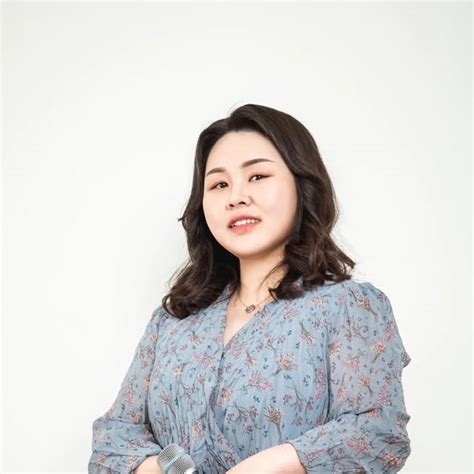 회전교차로에서 나가던 우리 차 후측방을 회전교차로 진입차량이 받은 사고였고 다행스럽게도 상대측 차주가 과실을 인정해서 대인 렌트카없이 100대0으로 마무리하기로 했는데