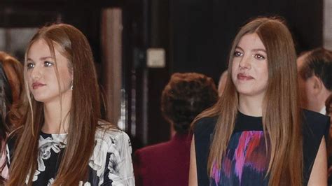 Leonor Y Sofía Acaparan Todo El Protagonismo En El Concierto Previo A Los Princesa De Asturias