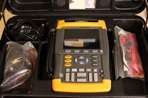 Fluke 192 Scopemeter Oscilloscope 60 Mhz Scope Meter Industrial Lynx