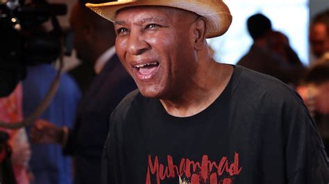Muhammad Alis Brother Writes Book About Boxing Champ