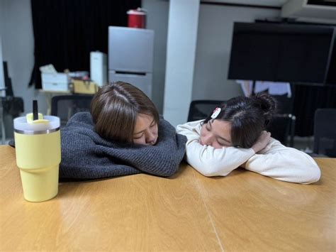 Emibonnie Us The Series Trong 2025 Hình ảnh