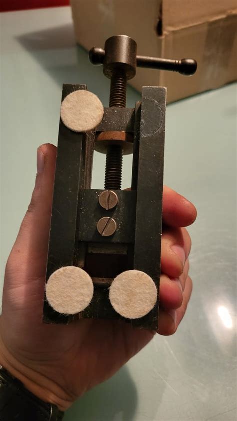 2 Unknown Very High Quality Mini Vises R Vise