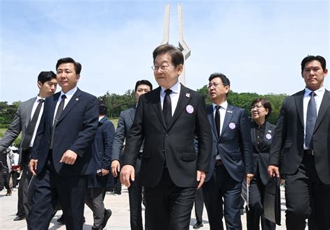 이재명 대통령 4년 연임제 개헌해야 국힘 말장난으로 국민 속일 수 없다