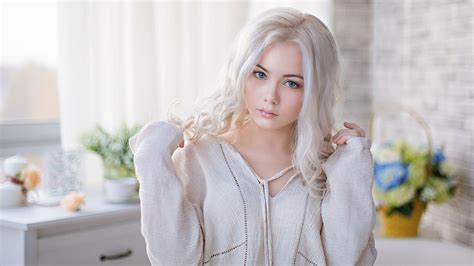 Cute Beauty Wallpapers Top Free Cute Beauty Backgrounds Wallpaperaccess