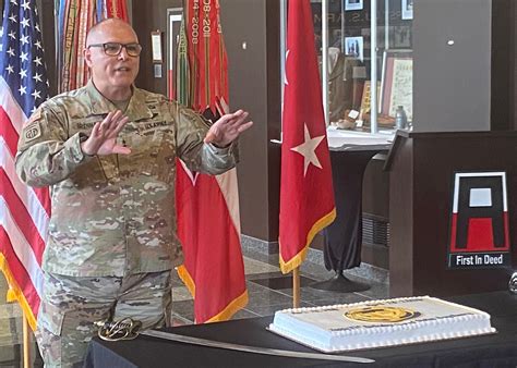 First Army Usar Support Command Maj Cisco Fuller Commander Of Hhd First Army Usar Support