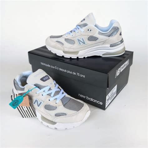 Jual New Balance 992 Nombus Cloud White Silver Bnib Import Sepatu Pria Shopee Indonesia