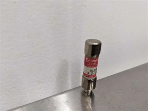 1 Pack Littelfuse KLDR 3 2 10A Current Limiting Time Delay Fuse 3 2 600VAC Class CC NEO