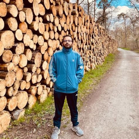 Sourav Mukherjee Senior Software Engineer Sharechat Xing