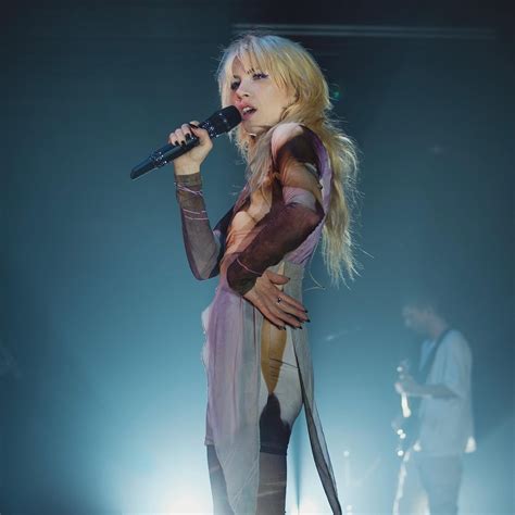 Carly On Tour R Carlyraejepsen
