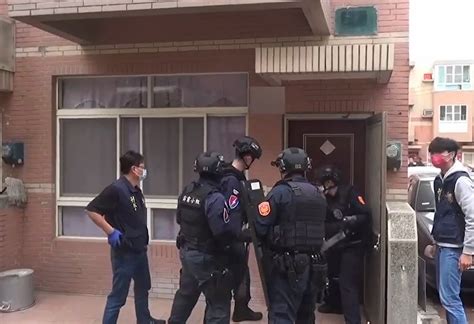 觀傳媒 中彰投新聞 影／辦貸款！三女子落入陷阱猶如圈養「豬仔」 彰警破門營救