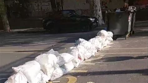 აქციის მონაწილეებმა თსუ ს მიმდებარე ტერიტორიაზე გზის ბლოკირება დაიწყეს Metronome Ge