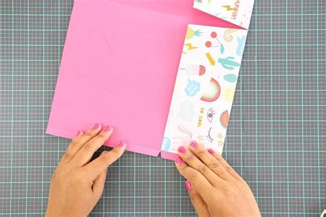 How To Make A Pocket Folder Damask Love
