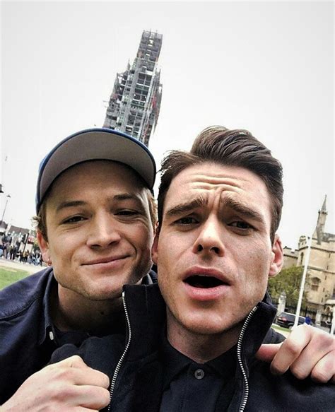 Pin Di Candela Su Taron Egerton