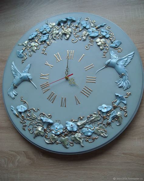 Часы барельеф Птицы на сером в интернет магазине на Ярмарке Мастеров Часы классические