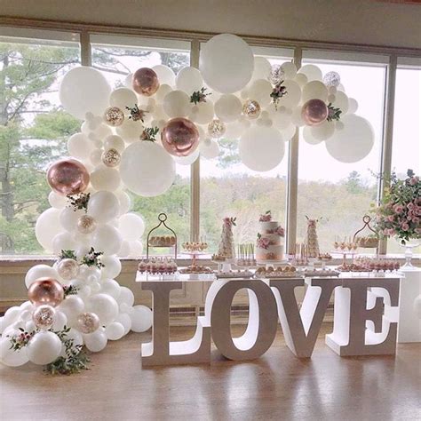 White Balloon Garland Kit With 4d Rose Gold Balloon