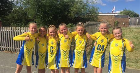 Year 5 Netball Match V Downhall
